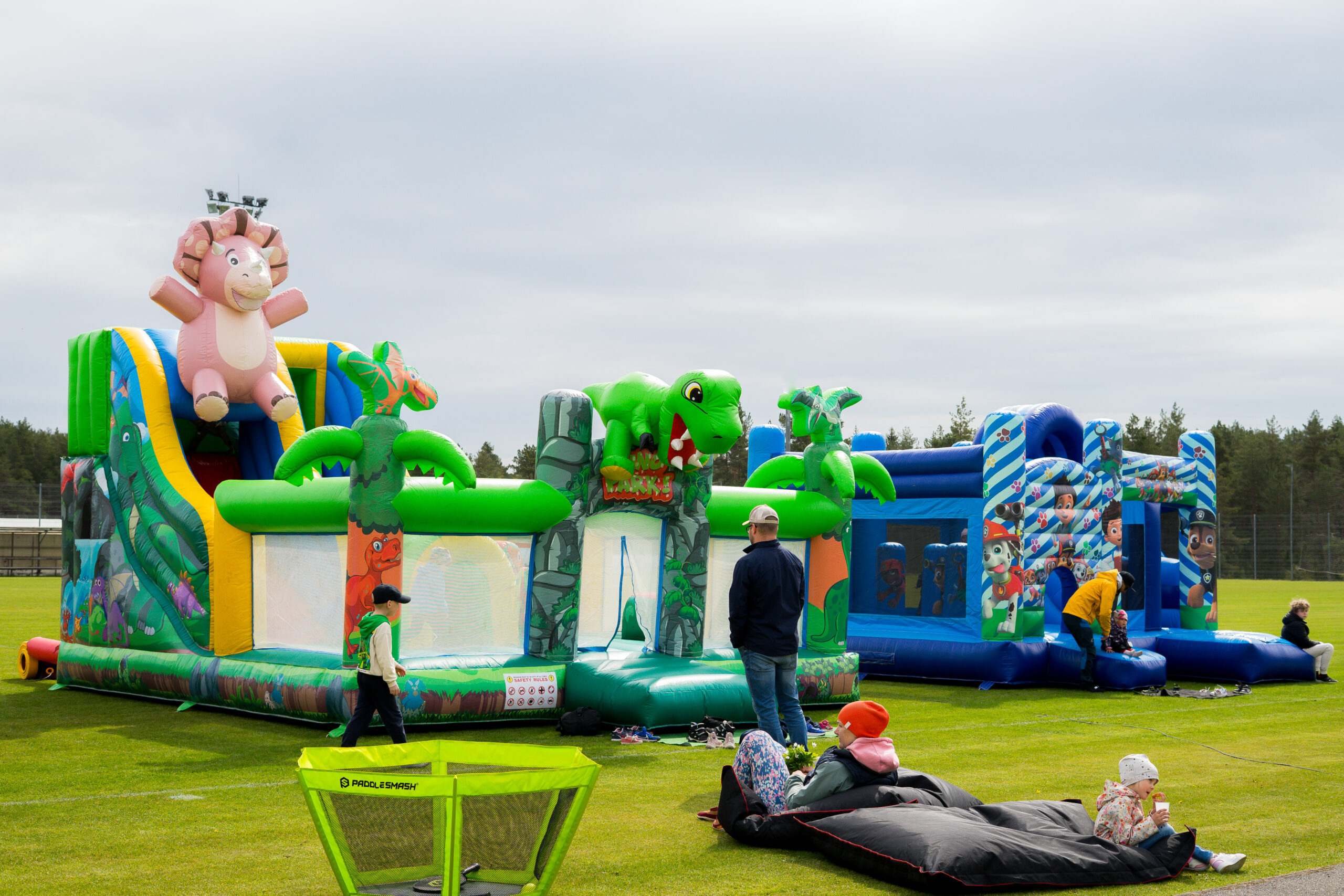 Peoinventari rent | batuudid, telgid, mööbel